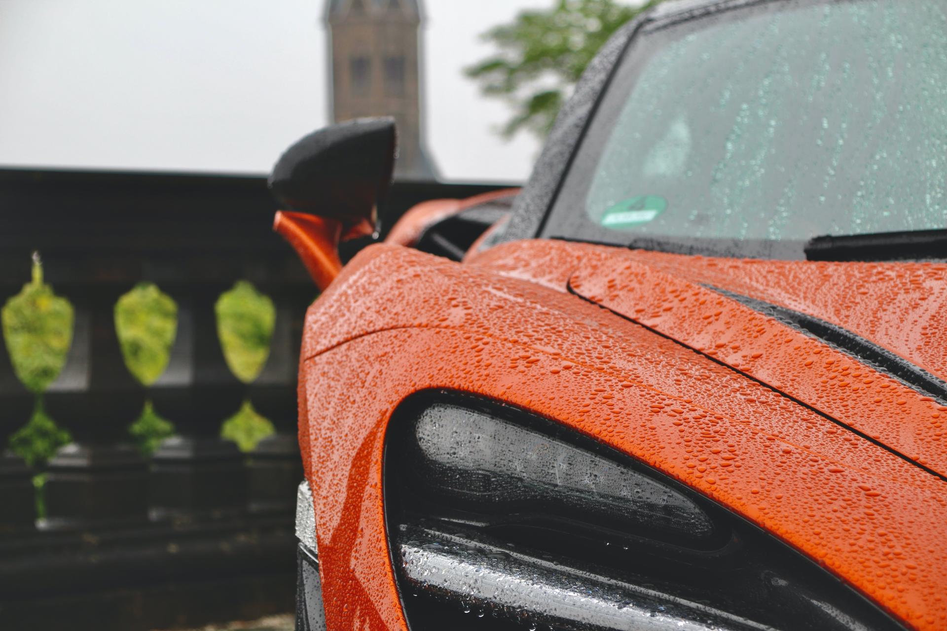 Moderne Materialien, die in Autos verbaut werden